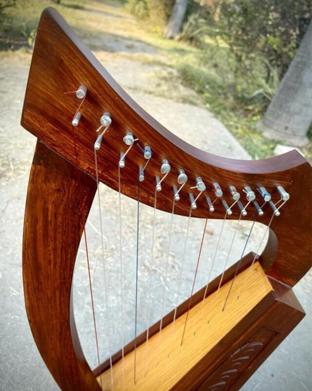 Irish 12 Strings Celtic Lyre Harp